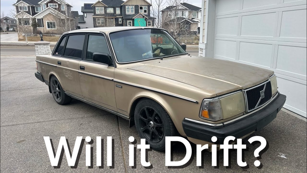 Can You Drift an Open Diff Volvo 240? ( PS flush + drifting? ) - YouTube