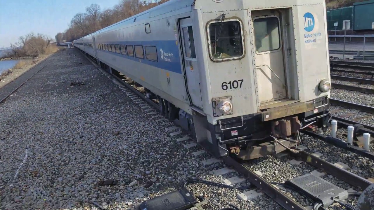 Metro North Cab Car 6107 With An E bell At Wave Hill Stations With P32 ...