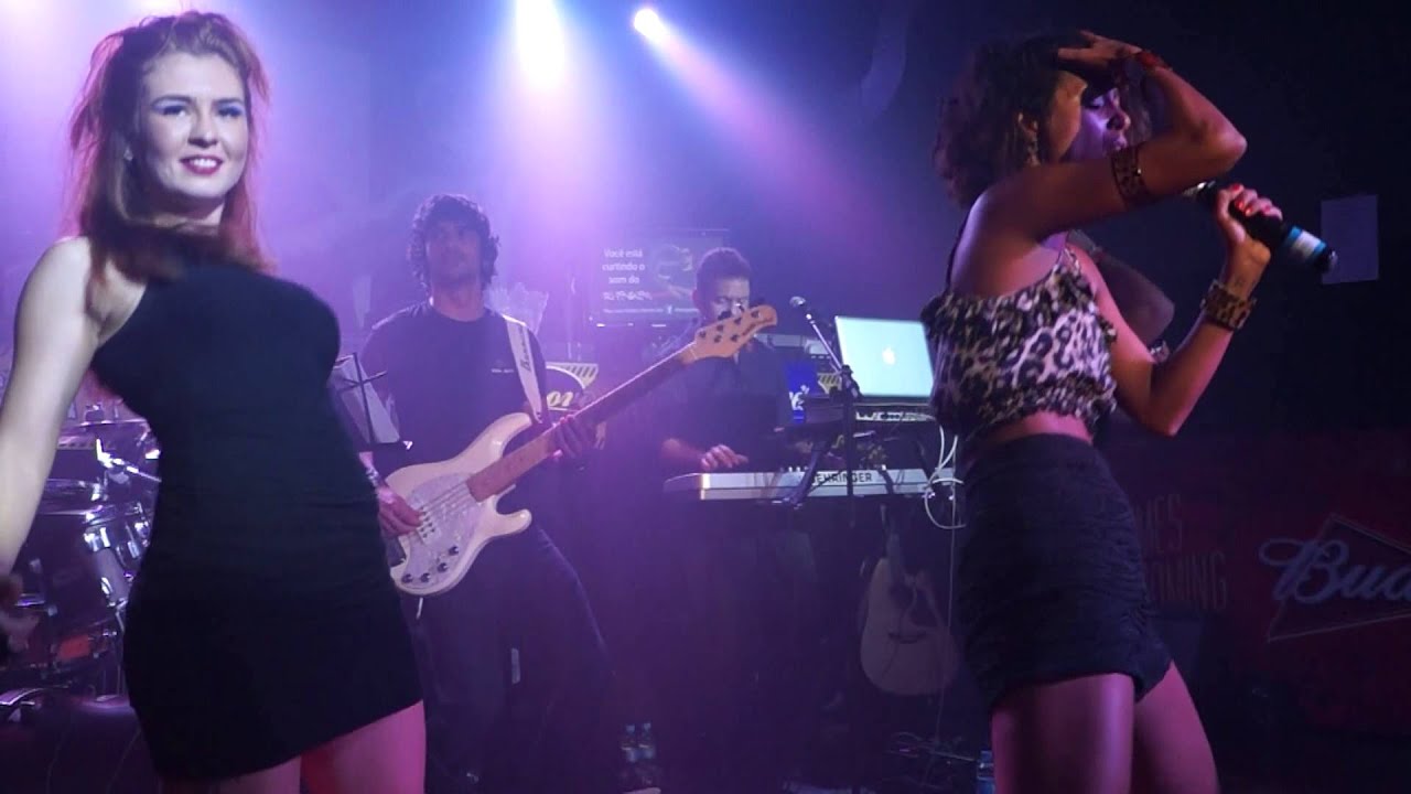 Chilli Band - Show das Poderosas - YouTube