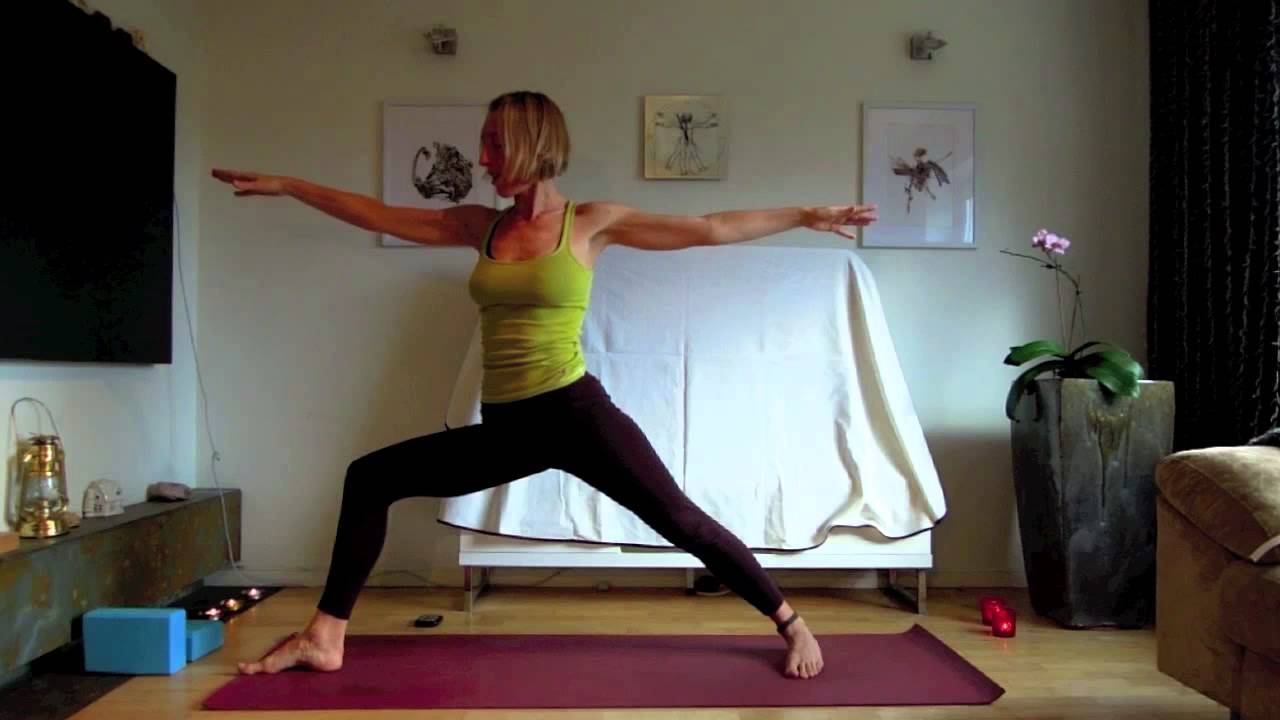Vinyasa Flow - a short morning practice (35 min, in English) - YouTube