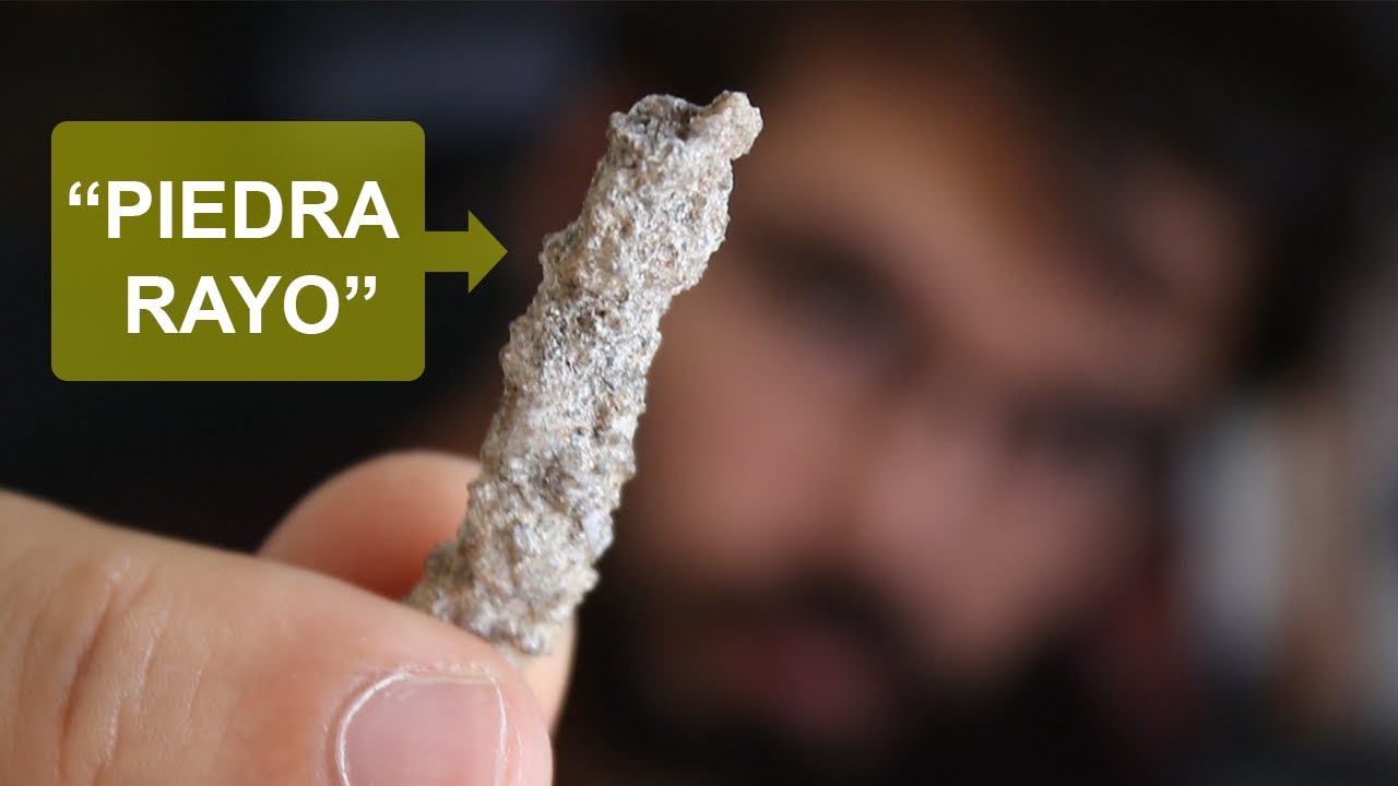 Fulguritas | Las ROCAS que forman los RAYOS al caer sobre ARENA - YouTube