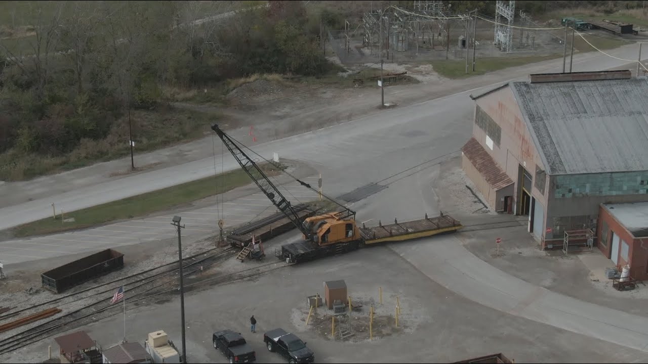Industrial Rails: Shelby AcrelorMittal railcrane PRLX 3604 switcher ...