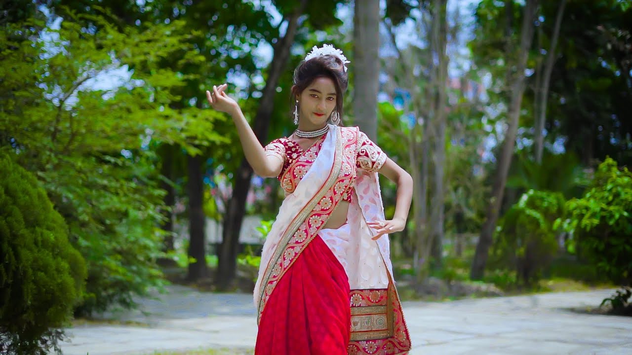 Meyeder Mon Bojha | Bangla Dance Video Performance | Dancer By Modhu ...