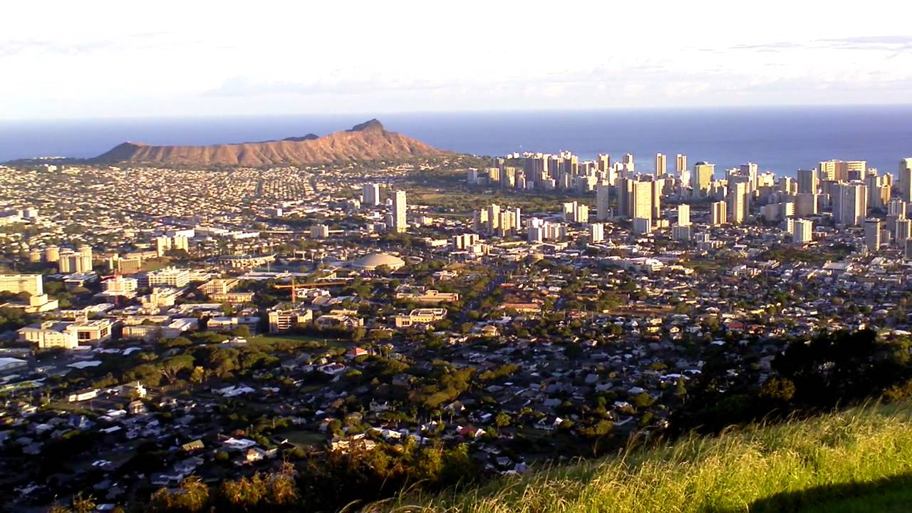 Puu Ualakaa State Park Lookout, Oahu, HI - YouTube