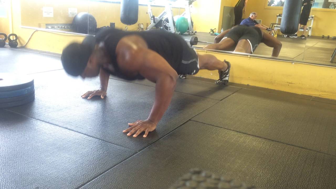 Lee Boyce Push Ups with Staggered Hand Position - YouTube