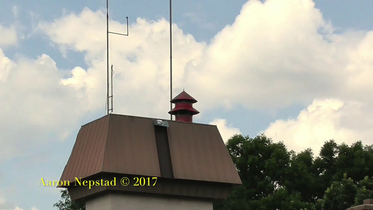 Federal Signal Model 5 Newport Minnesota - YouTube