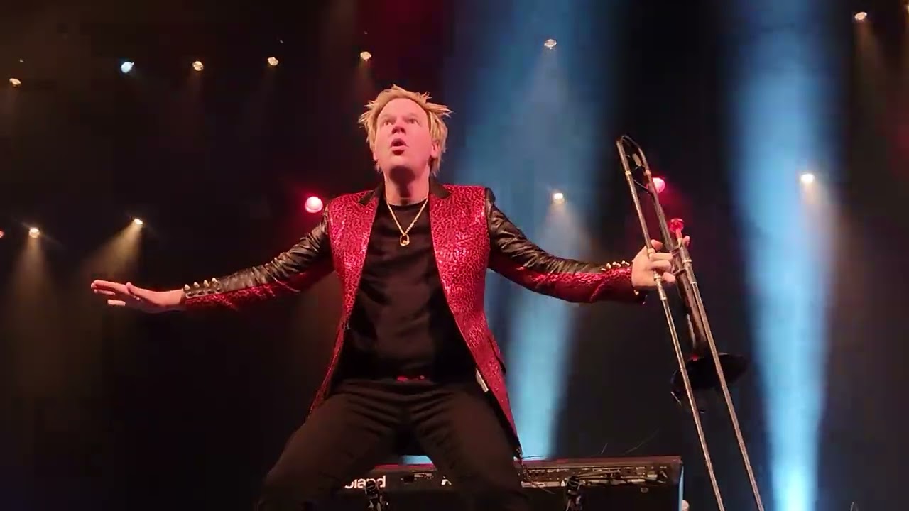 Get It On/Colors Of Love | Brian Culbertson - YouTube