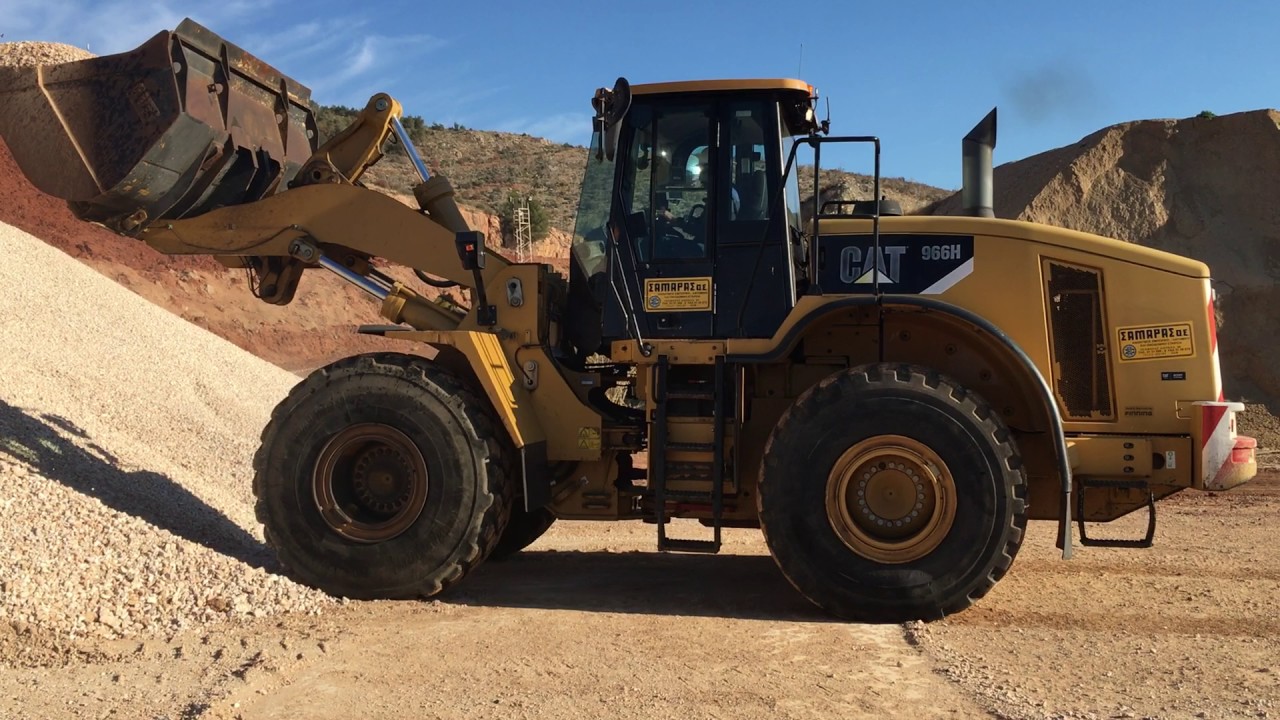 CATERPILLAR 966H - YouTube