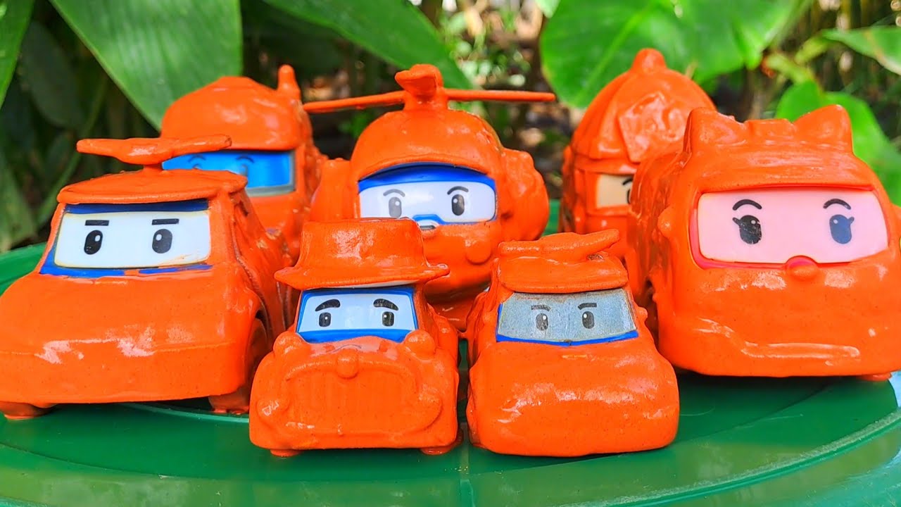 Membersihkan Mainan Robocar Poli - YouTube