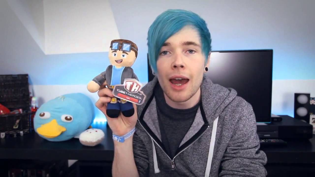 BLUE HAIR & DANTDM PLUSHIES!! - YouTube