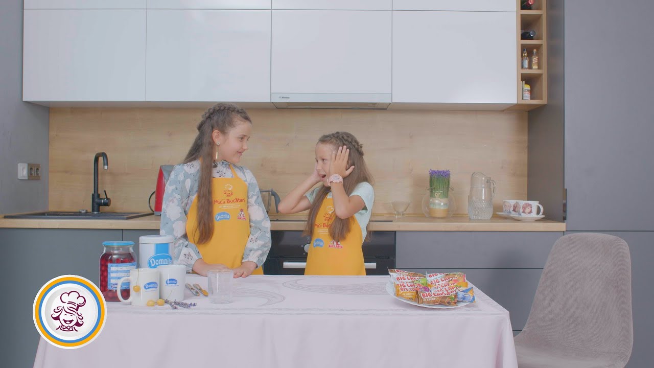 MICII BUCATARI EPISOD 24 - YouTube