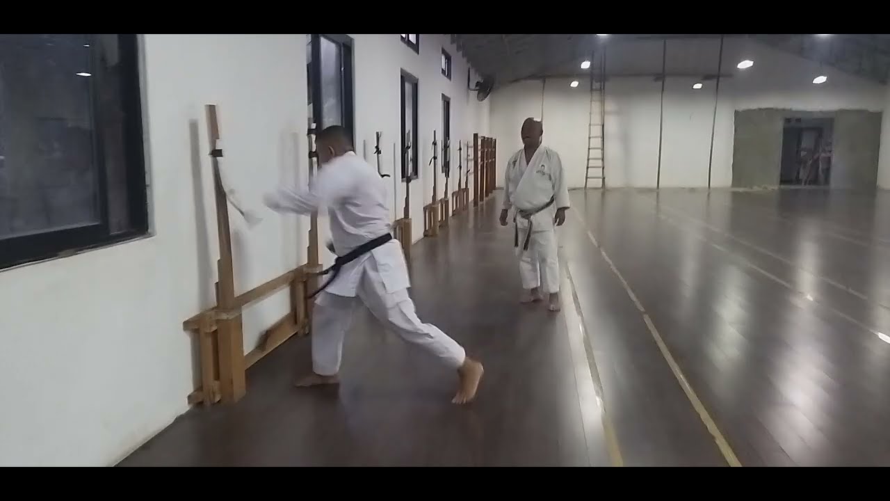 Makiwara Training. - YouTube