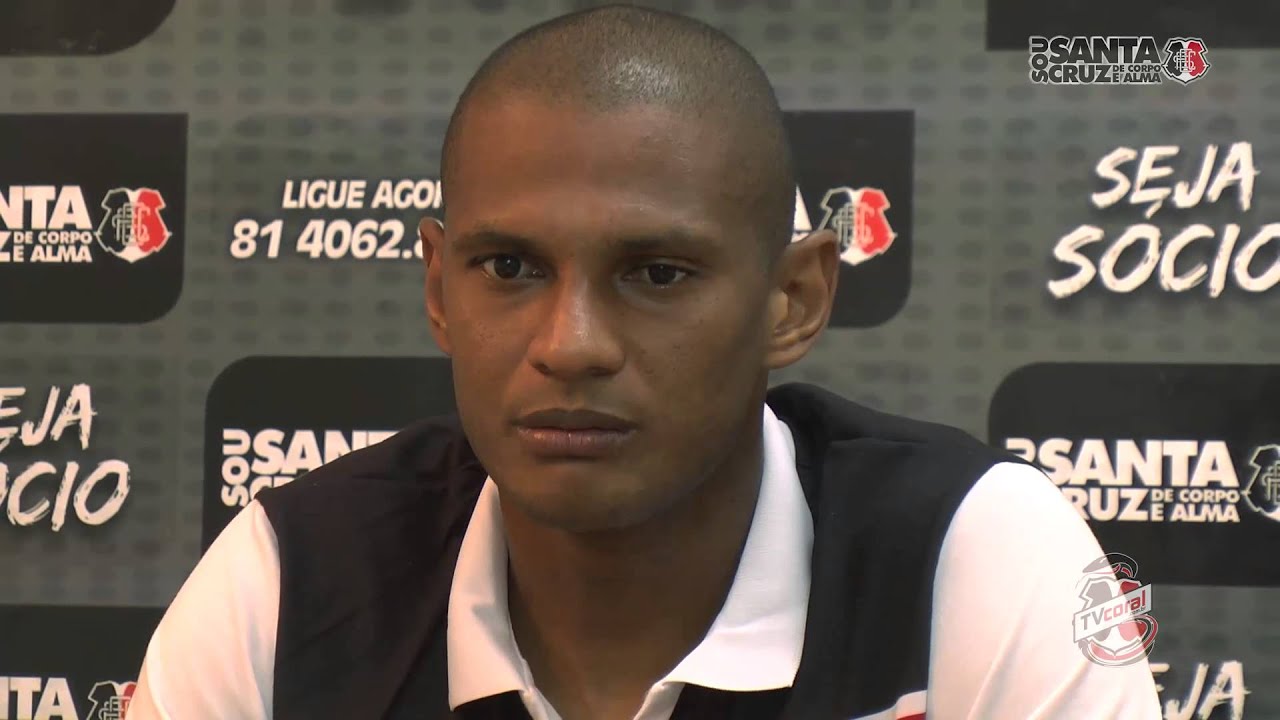 TV Coral - Entrevista exclusiva com Tiago Cardoso - YouTube