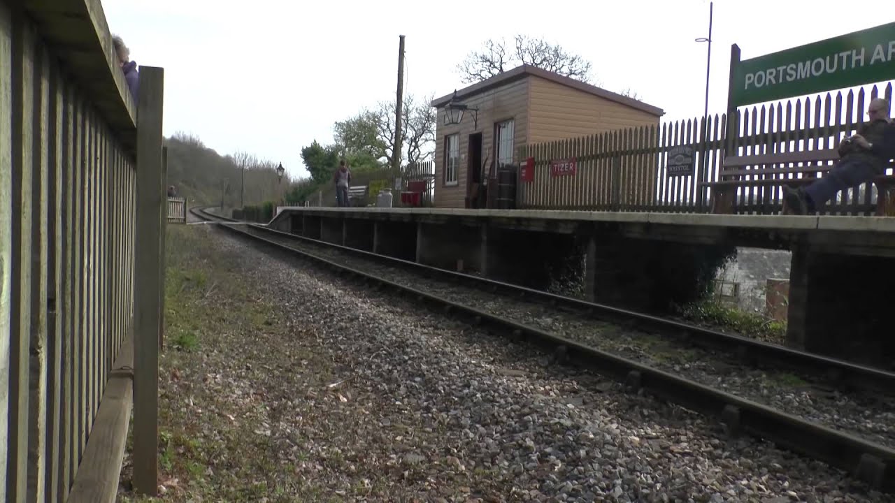 West Somerset Railway - An Afternoon on Stogumber Station - YouTube