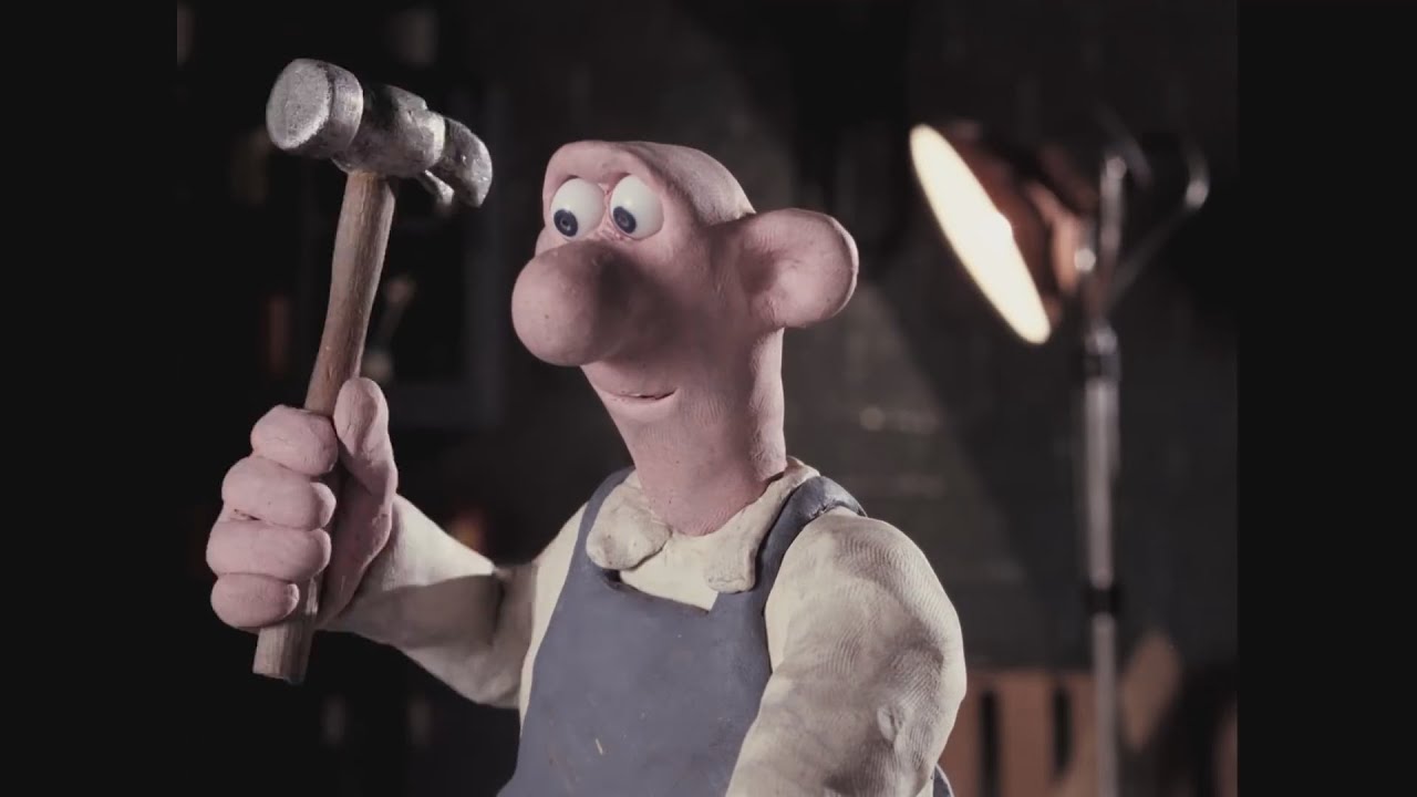 WALLACE HAMMERING WITH REAL SOUND - YouTube