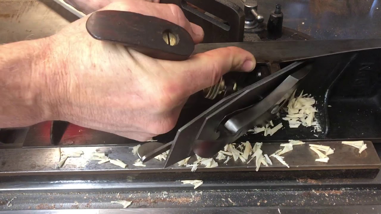 Stanley 52 Shooting Board Plane - YouTube