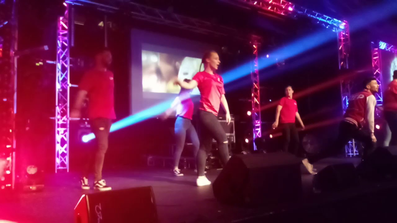 Boogie with the blues pontins 48hr party - YouTube