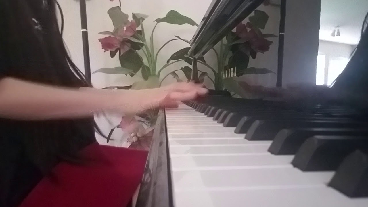 Dramatic and sad song, piano playing - YouTube