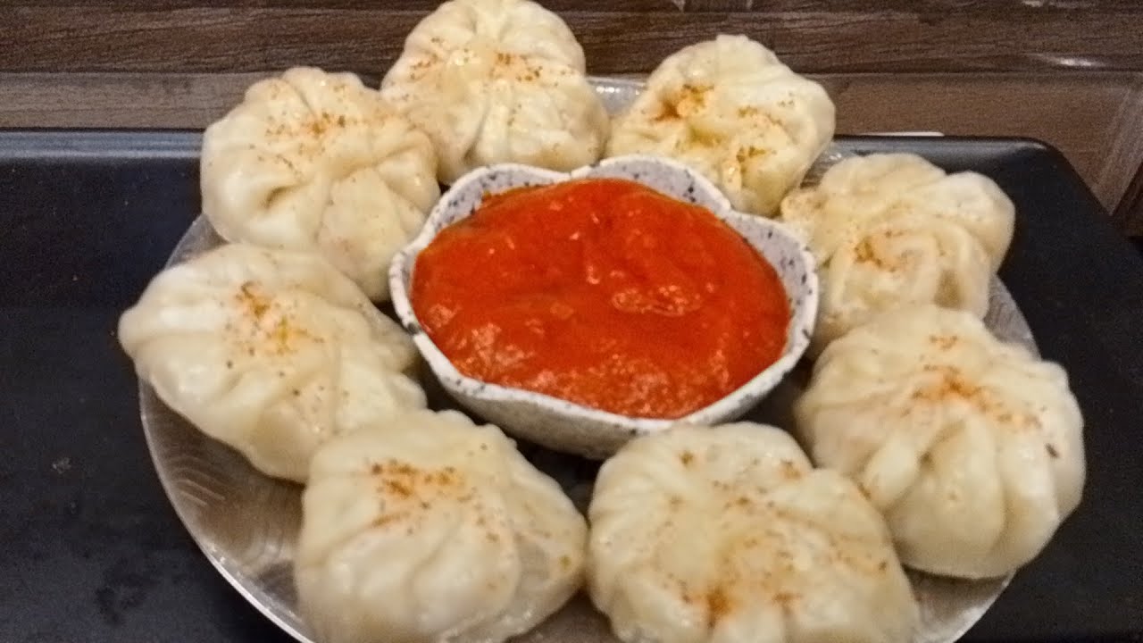 Veg Momos Recipe | मोमोज बनाने की विधि | 2 Easy ways to fold Momo | Veg ...