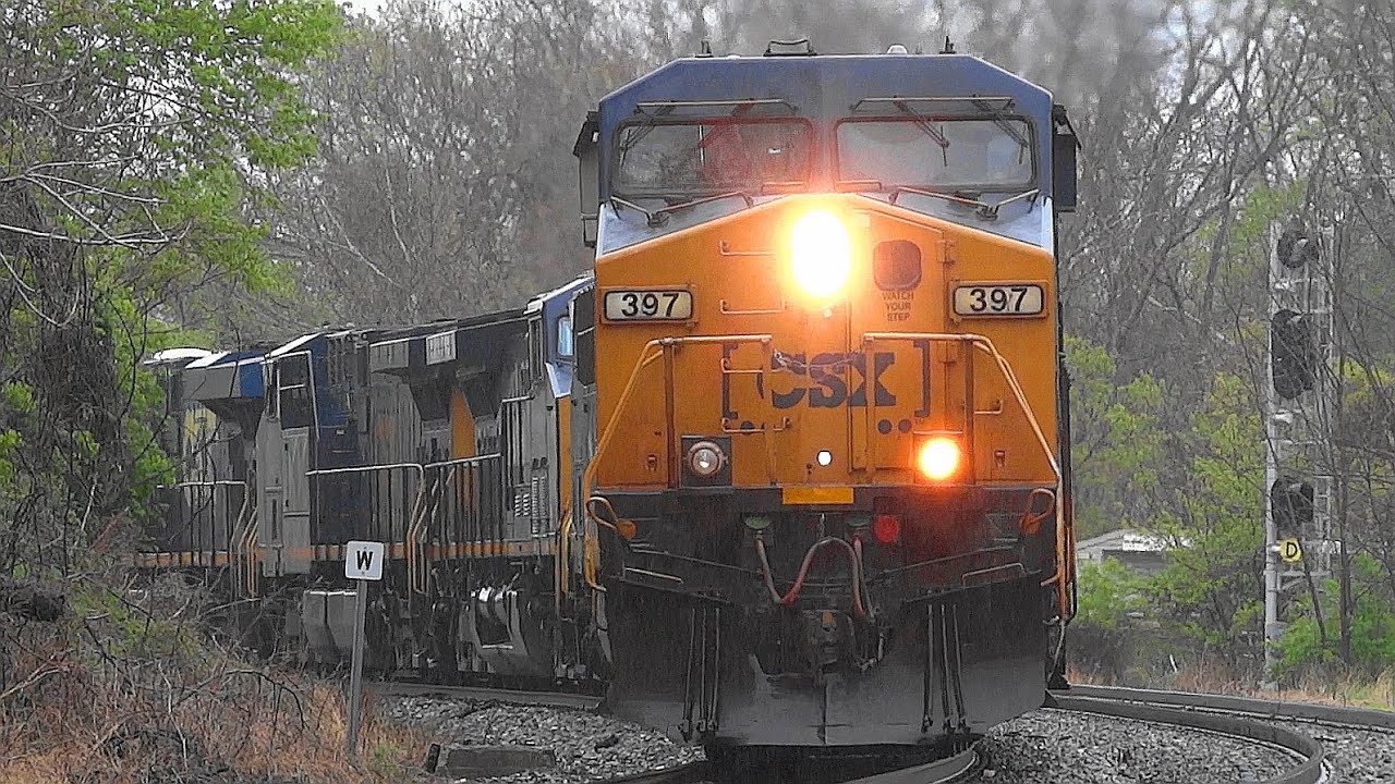 CSX Freight Train with Nathan P5 Meets Autorack Train at Rocks - YouTube