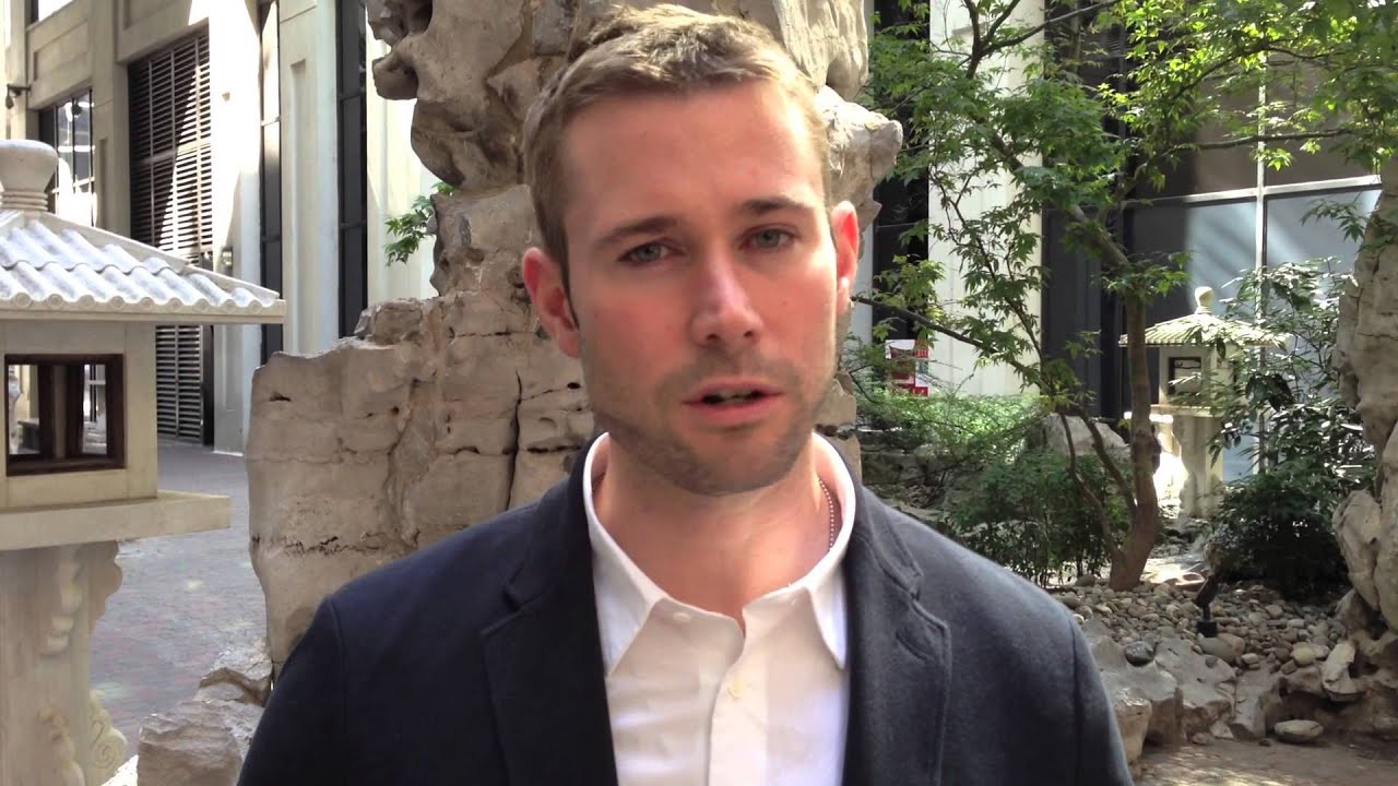 Mr. Magazine™ Minute: Matt Bean, SI.com Managing Editor - YouTube