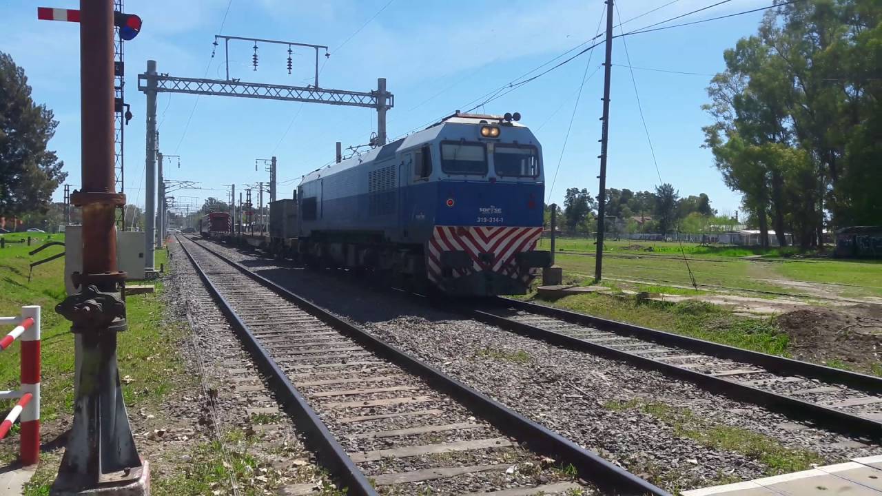 319-314-1 con chatas y la 710 a la cola - YouTube