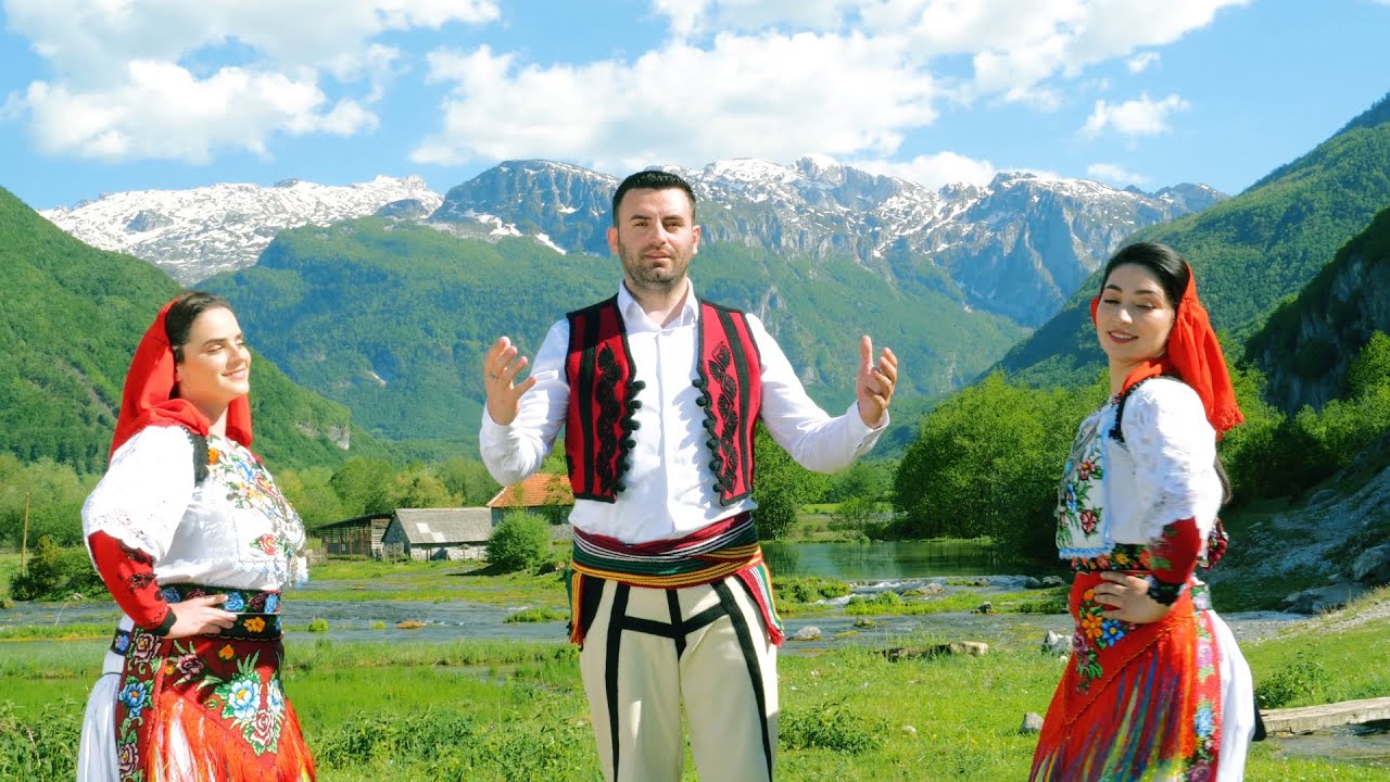 Pllum Vatnikaj - Veç për Ju Plavë e Guci (Official video 4 K ) - YouTube