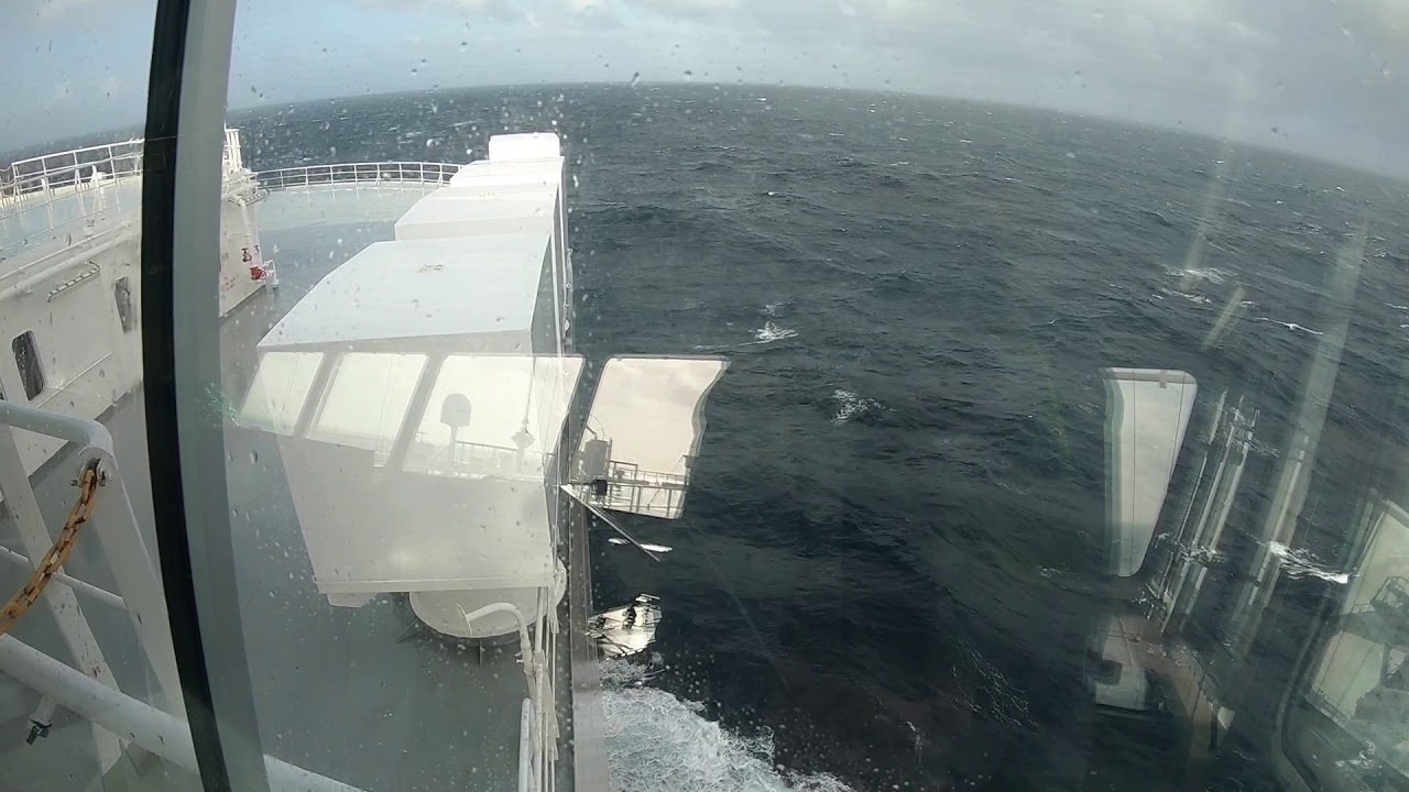 20190810_Heavy weather in Bay of Biscay - YouTube
