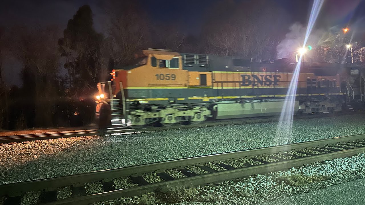 CSX B633 w/ a beautiful H1 and an amazing K3. B633 on the rear had KCS ...