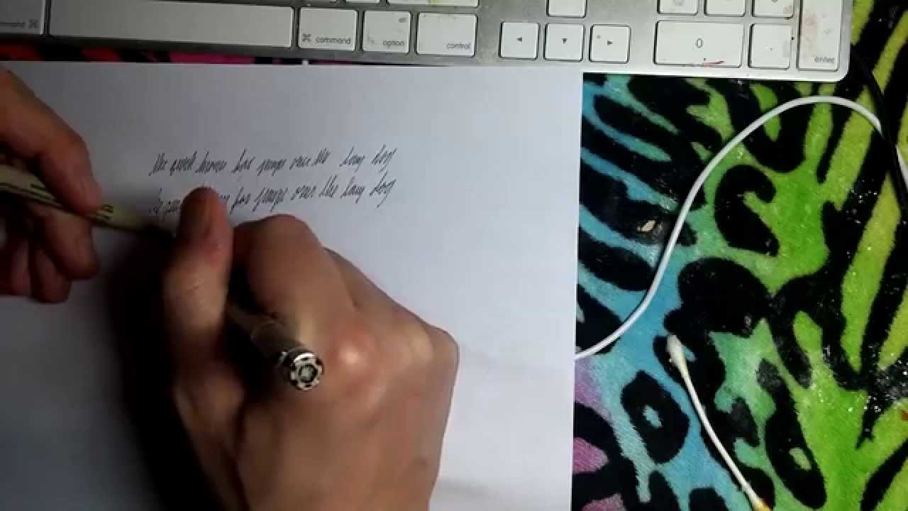 ambidextrous handwriting - YouTube