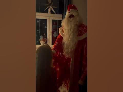 Я узнала когда Дед Мороз кладет подарки под елку - YouTube