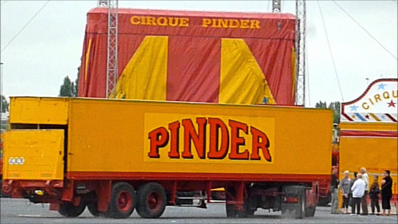 Le cirque Pinder à Saint-Quentin - YouTube