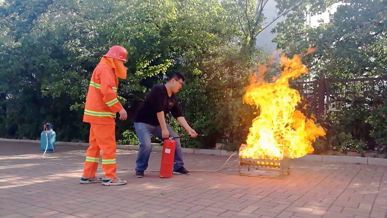Four Types Of Fire Simulator Training - YouTube