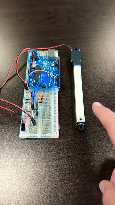 Controlling a #linearactuator using #arduino - YouTube
