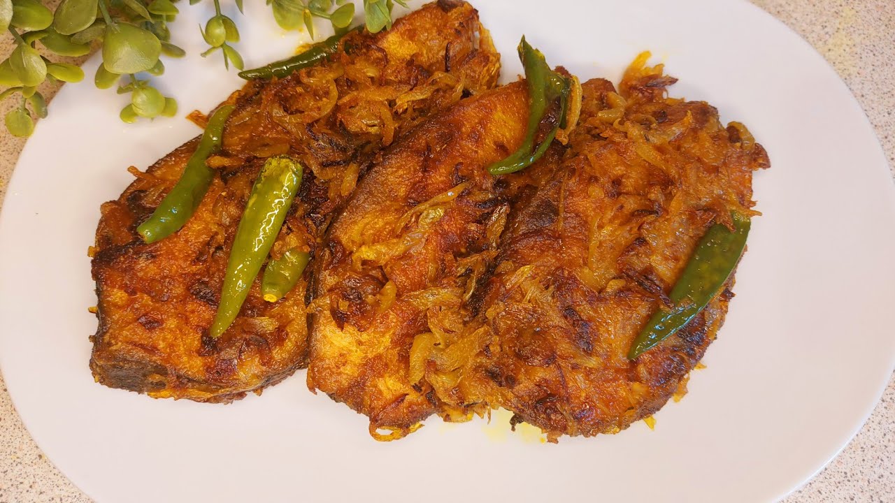 অসম্ভব মজার রুই মাছ ভাজি||Rui mach vaji ||Rohu fish fry recipe /Maas ...