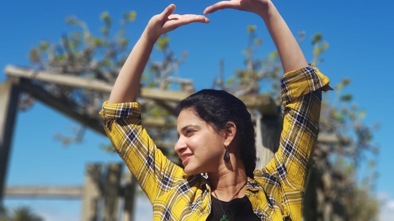 First class song | dance cover | bollywood song | dance - YouTube