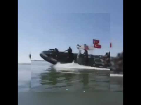 Yaşasın Türk ordusu (gökte kartal yerde aslan dağda bozkurt ordusu)