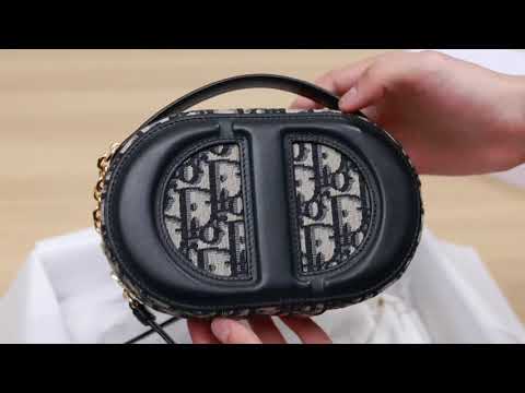 CD SIGNATURE OVAL CAMERA BAG S2201UTZQ_M928