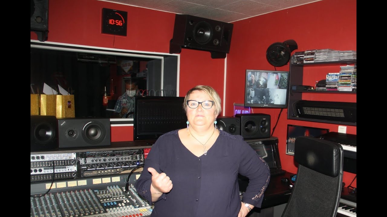 Reprise du tire LIVERPOOL de PATSY - YouTube