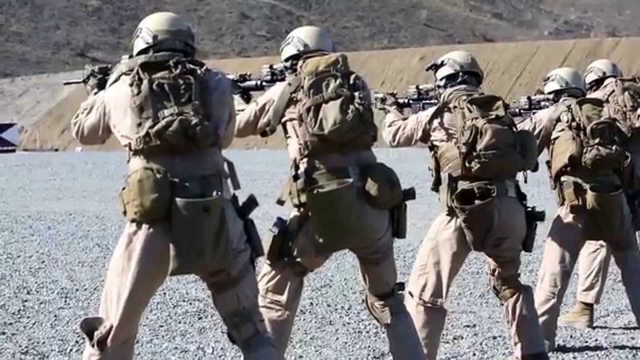 RECON Train How You Fight | USMC Close-Quarter Tactics with 1911 and M4 ...
