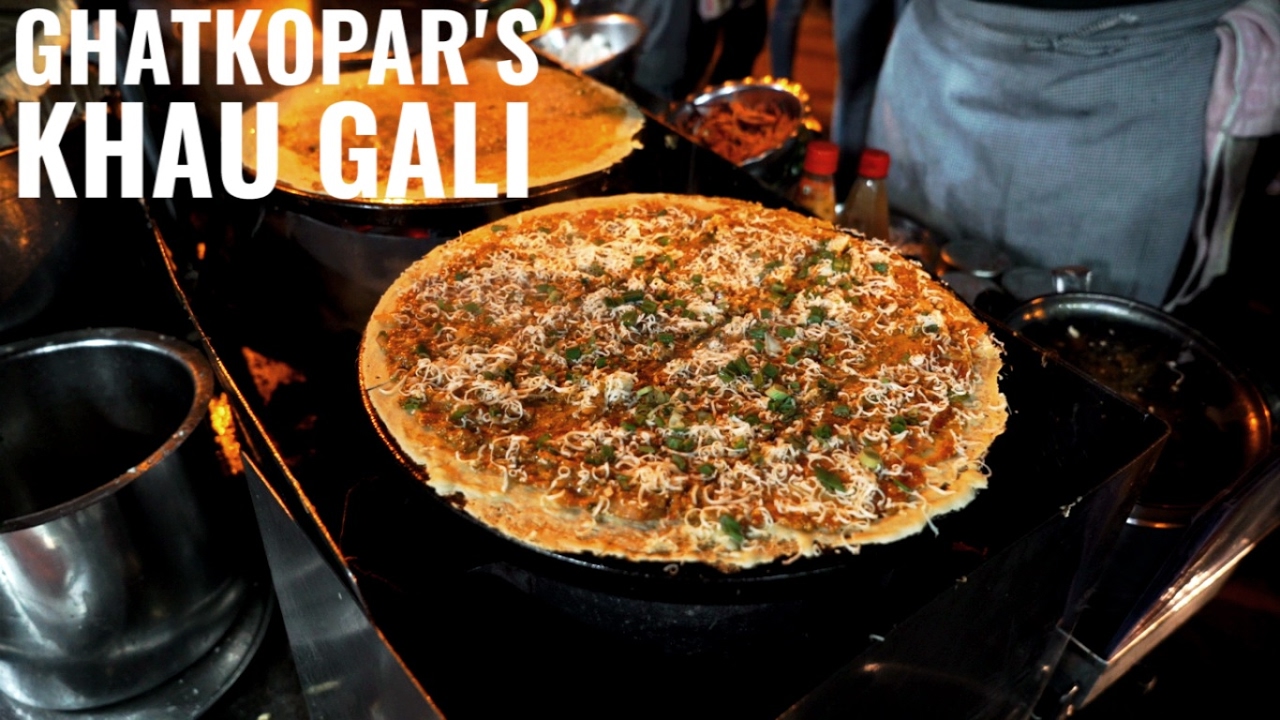 Revel in delectable Street Food items in Ghatkopar's Khau Galli! - YouTube