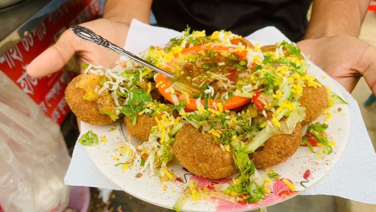 Eating Fuchka (Panipuri) Extreme Spicy Food - Bengali Street Food ...
