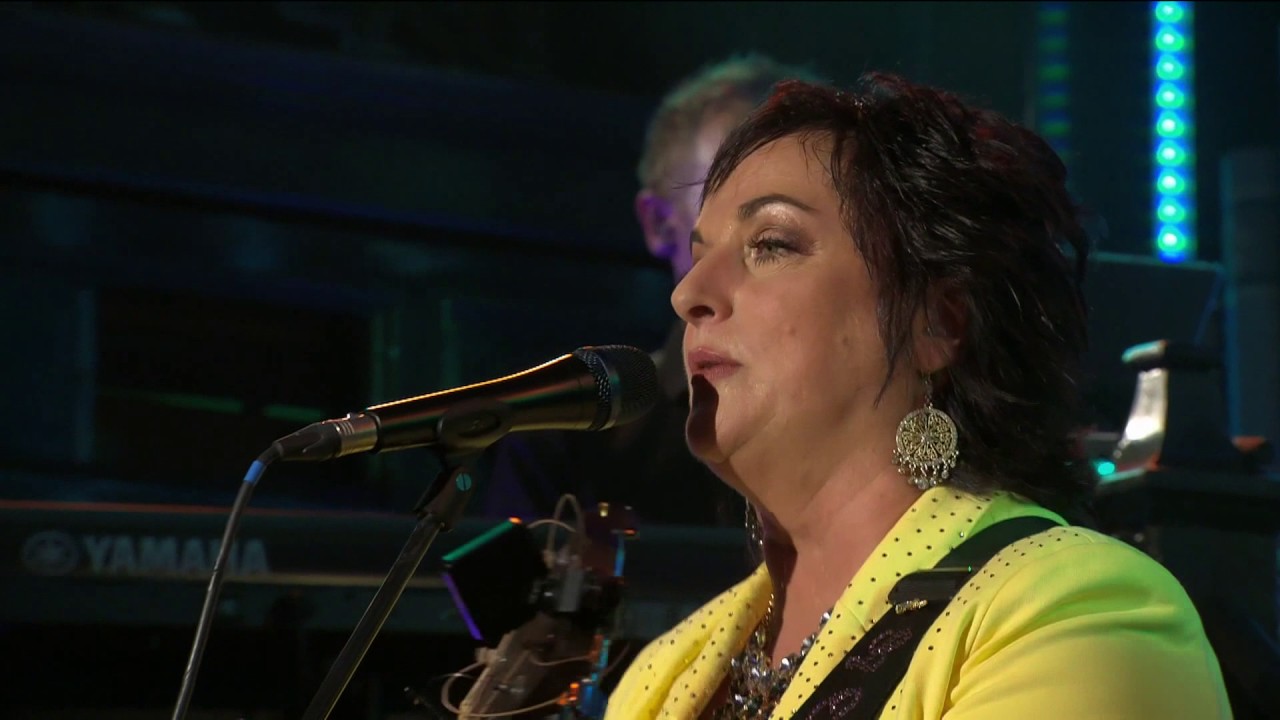 Louise Morrissey | I You'll Remember Me | TG4 - YouTube
