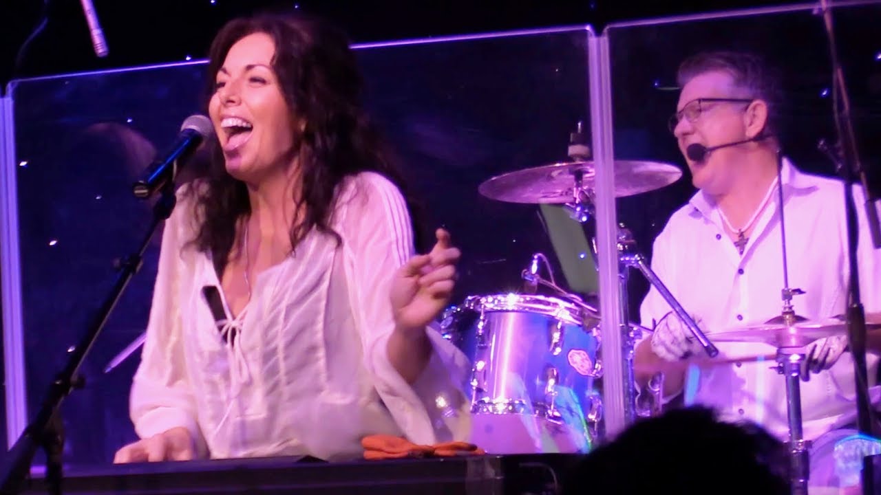 Tammy Graham Band - Footloose - YouTube