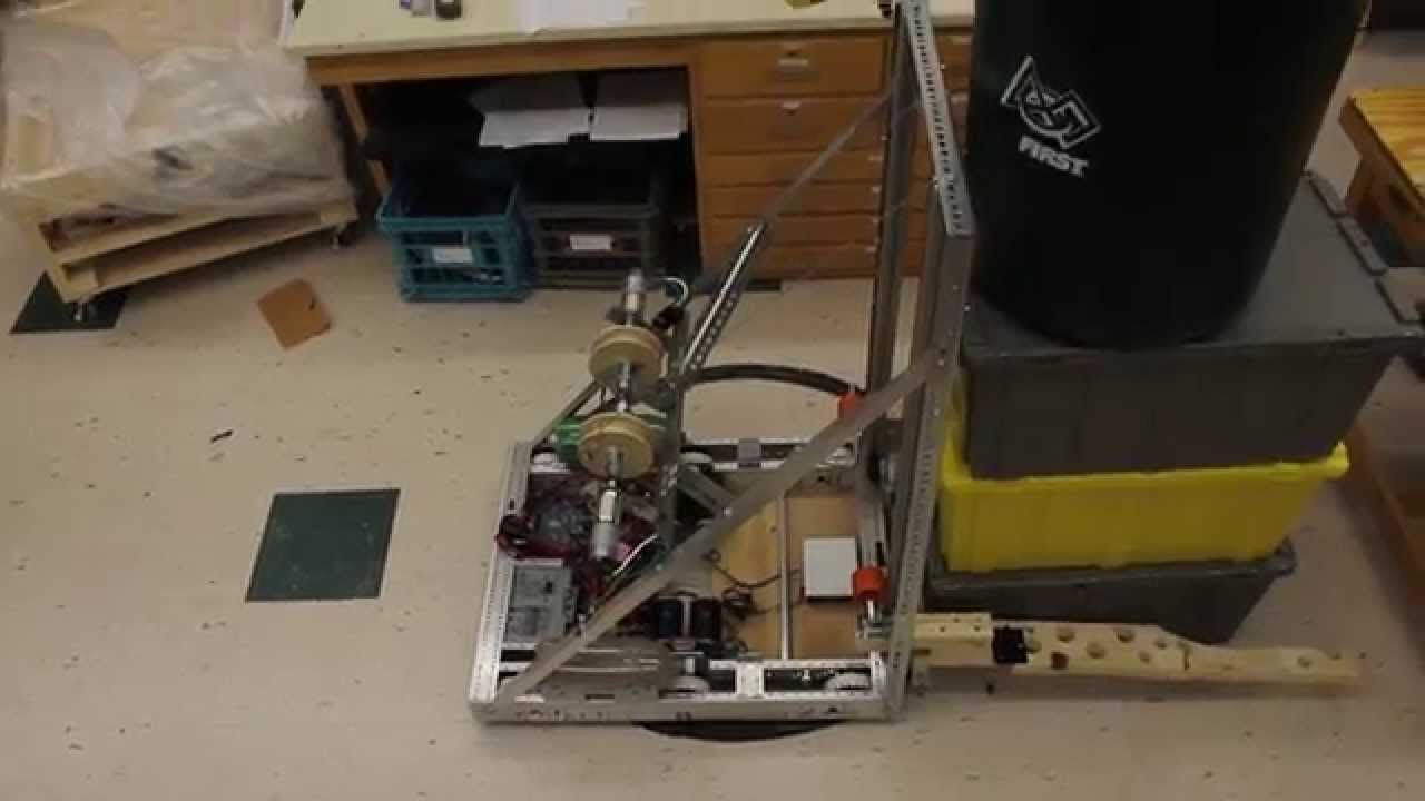 Ipswich FRC Team Lifting The Totes - YouTube