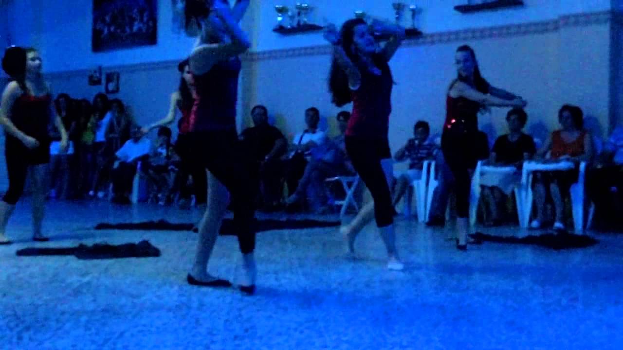 Saggio Every Dance: Tango Shakira - YouTube