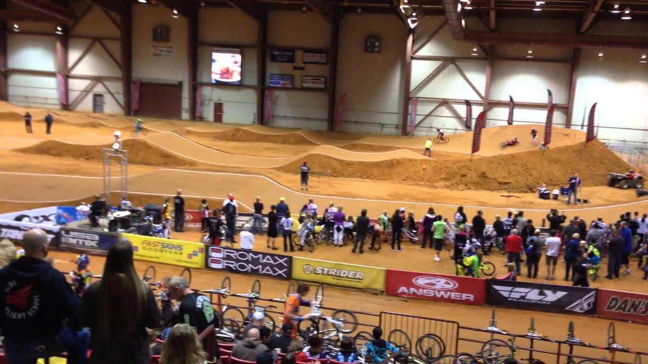 2014 CAJUN NATIONALS 9 Novice Hunter Burgess with the win / transfer ...