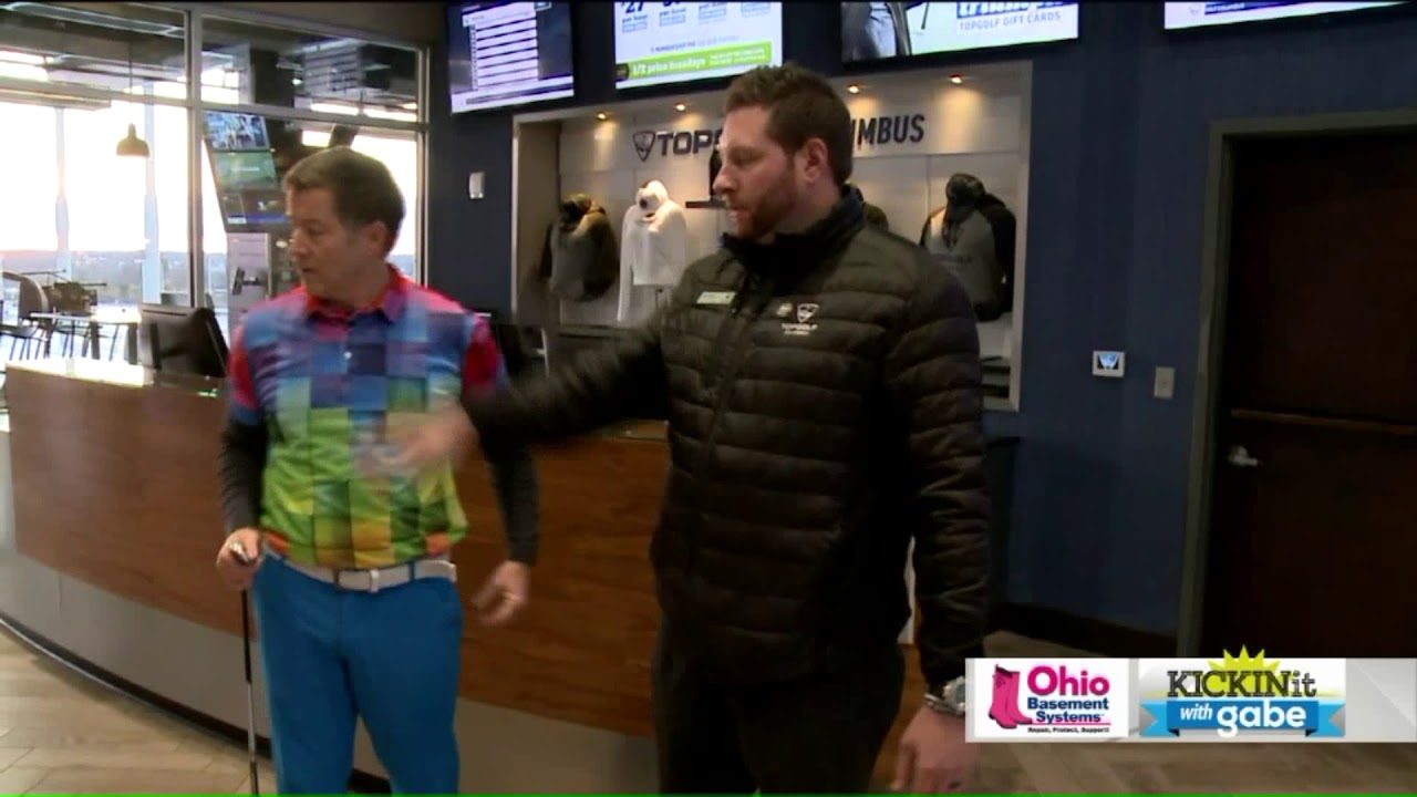 Fox 8`s Gabe Spiegel takes a swing at Topgolf Columbus - YouTube