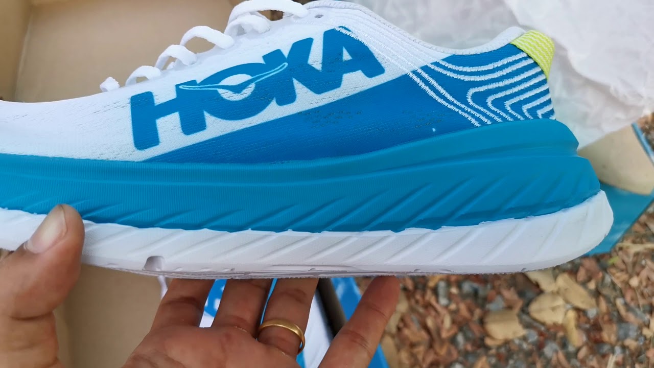 Hoka Carbon X (fake) จุดสังเกตุ เบื้องต้น เทียบกับของแท้ - YouTube