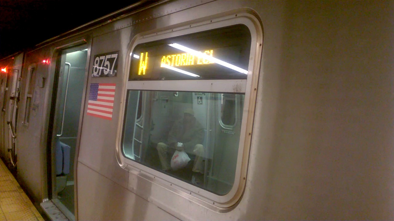 MTA NYC Subway HD: Whitehall St bound R160 W Train @Canal St (Lower ...